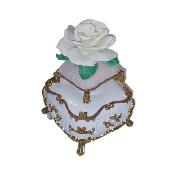 Avon | Accents | Vintage Music Box | Poshmark